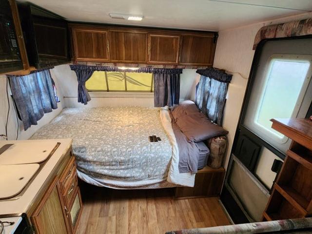 Furnishedcomfortablepermanent RV with yardparking