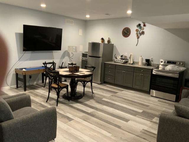 Furnitured rooms in new house for rent