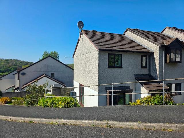 Furry Way, Helston TR13, 2 bed terraced house to rent, £1,000 pcm | PrimeLocation