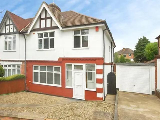 Fursby Avenue, London, N3 1AT, United Kingdom | 3 bed duplex for rent #167385179 | Rentberry