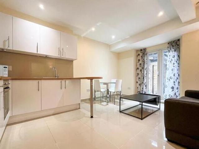 Fursecroft Court, Marylebone, 1 Bedroom Apartment