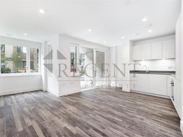 Fusion Apartments, Deptford Foundry SE14, 1 bed flat to rent, £2,100 pcm | PrimeLocation