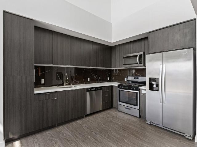 Fusion Hollywood 1 Bedroom Apartment for Rent at 5750 Hollywood Blvd, Los Angeles, CA 90028 Hollywood Studio District
