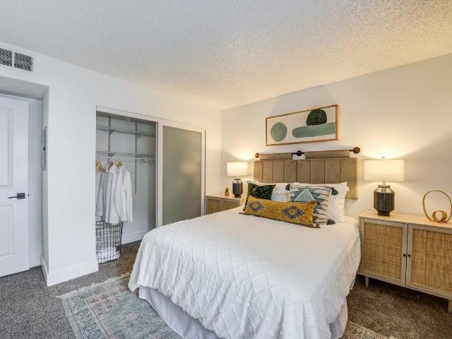 Fusion Warner Center 1 Bedroom Apartment for Rent at 21601 Erwin St, Los Angeles, CA 91367 Woodland Hills Warner Center