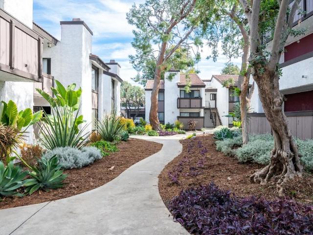 Fusion Warner Center 2 Bedroom Apartment for Rent at 21601 Erwin St, Los Angeles, CA 91367 Woodland Hills Warner Center