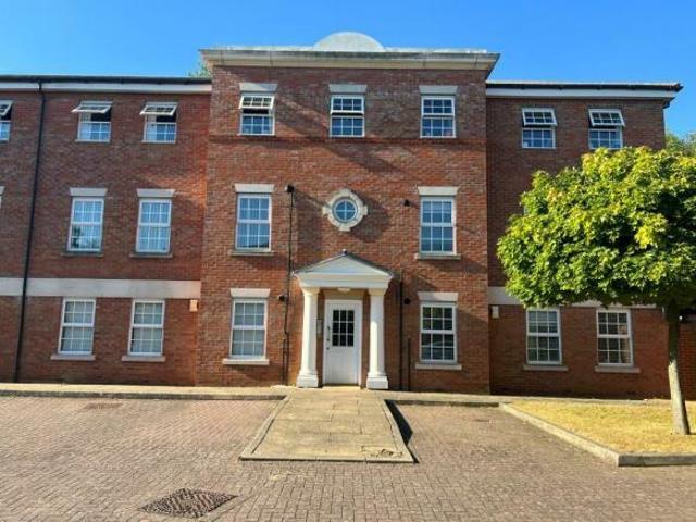 Fusilier Way, Northampton, NN7 2 bed apartment to rent £1,000 pcm £231 pw