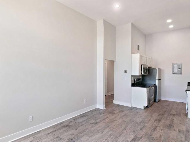 Fyfe Apartments 1 Bedroom Apartment for Rent at 10 W Adams Ave, Detroit, MI 48226 Downtown Detroit