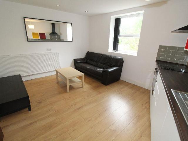 Fylde Road, Flat 02, PRESTON, Lancashire PR1 2XP, 2 bedroom, Studio