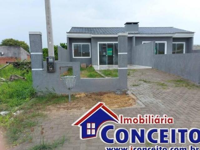 G1036 Lindo geminado em região de moradores no Centro de Imbé/RS