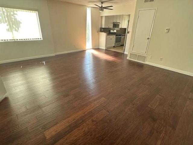 G11707 3 Bedroom Apartment for Rent at 11707 Goshen Ave, Los Angeles, CA 90049 Brentwood