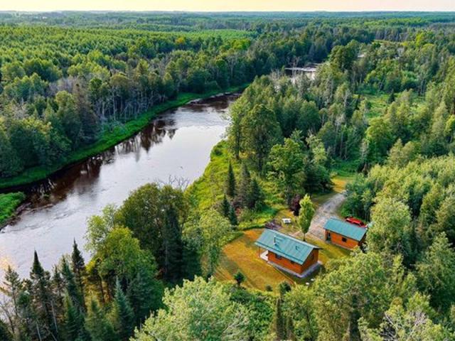 G Rd, Escanaba, MI 49829