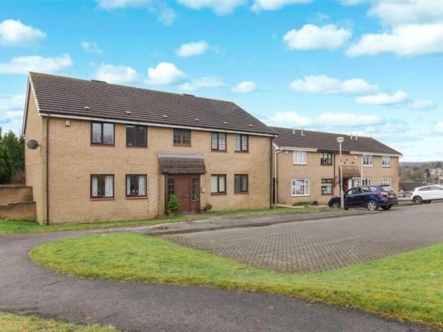 Gamrie Drive, Crookston, Glasgow G53, 2 bed flat to rent, £995 pcm | PrimeLocation