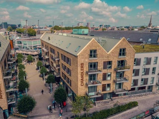 Gaol Ferry Steps, Bristol BS1, 2 bed flat to rent, £1,750 pcm | PrimeLocation