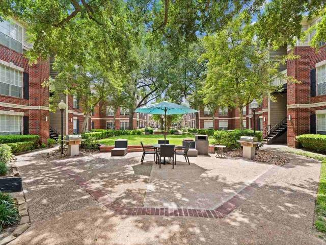 Gables Cityscape 2 Bedroom Apartment for Rent at 3720 W Alabama St, Houston, TX 77027 Greenway Upper Kirby