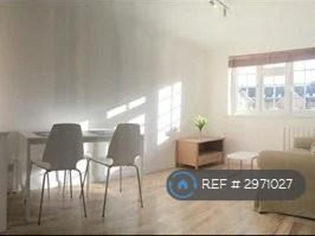 Gables Close, London, SE5 1 bed flat to rent £1,600 pcm £369 pw