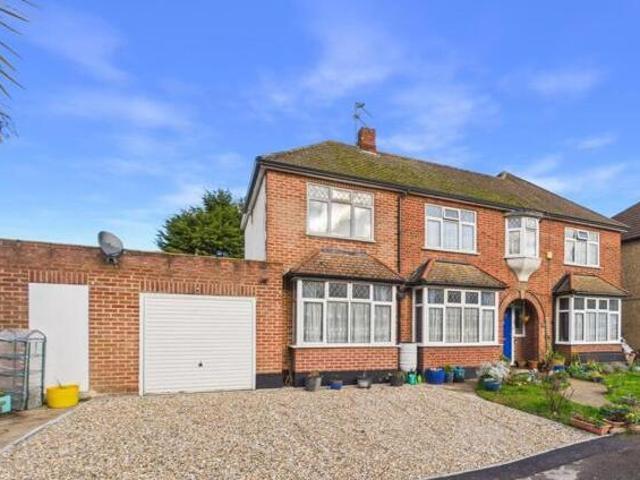 Gables Avenue, Ashford, 5 Bedroom Detached