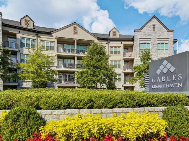 Gables Brookhaven Studio Apartment for Rent at 4420 Peachtree Rd, Brookhaven, GA 30319
