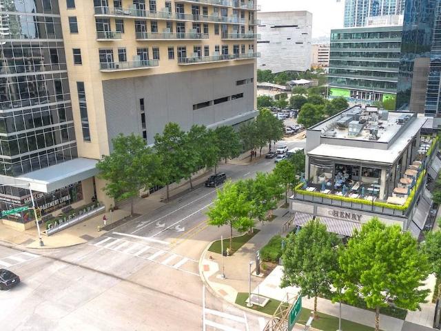 Gables Park 17 2 Bedroom Apartment for Rent at 1700 Cedar Springs Rd, Dallas, TX 75202 Victory Park