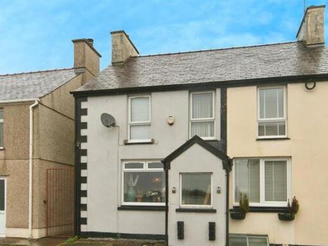 Gaerwen, Llanddaniel, Anglesey, 2 Bedroom Semi detached
