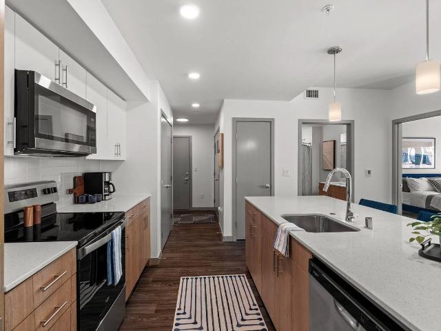 Gage On Sixth 1 Bedroom Apartment for Rent at 601 S Shirley St, Tacoma, WA 98465 Central