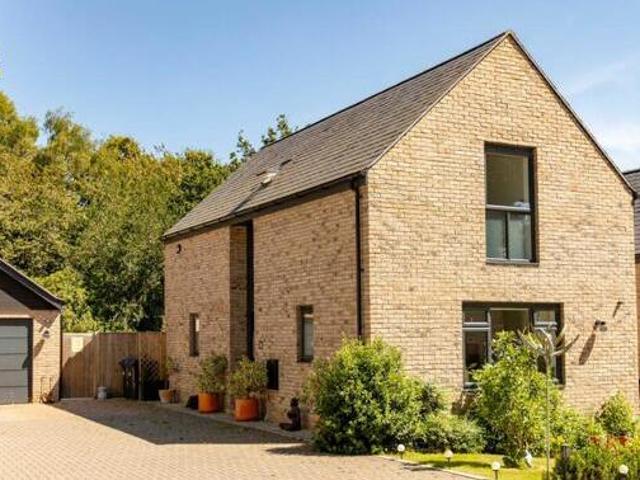 Gage Close, Crawley Down, 3 Bedroom Detached