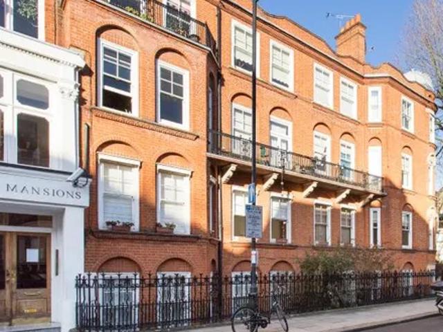 GAIL's, Margravine Gardens, London, W6 8RL, United Kingdom | Room for rent #154575131 | Rentberry