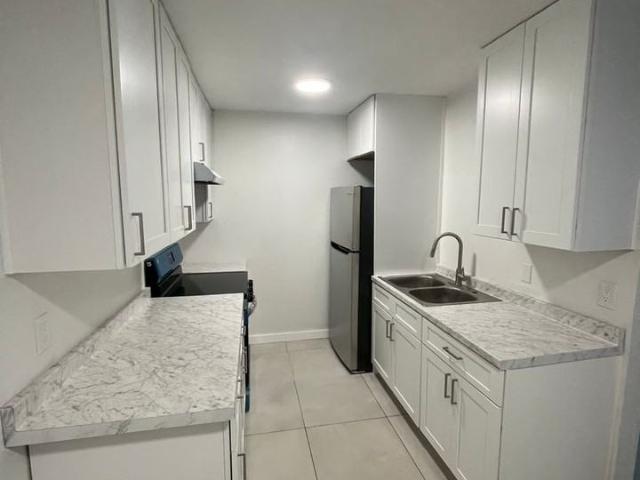 Gainesville 8 2 Bedroom Apartment for Rent at 6108 Sw 9th Pl, Gainesville, FL 32607