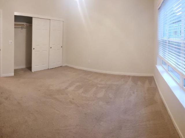 Gaines Street Townhomes LLC. GR 3 Bedroom Apartment for Rent at 956 Sw Gaines St, Portland, OR 97239 Homestead