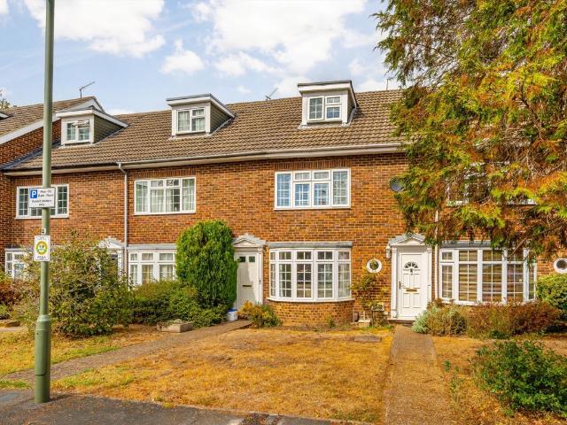 Gainsborough Court, Walton On Thames KT12, 3 bed terraced house to rent, £2,595 pcm | PrimeLocation