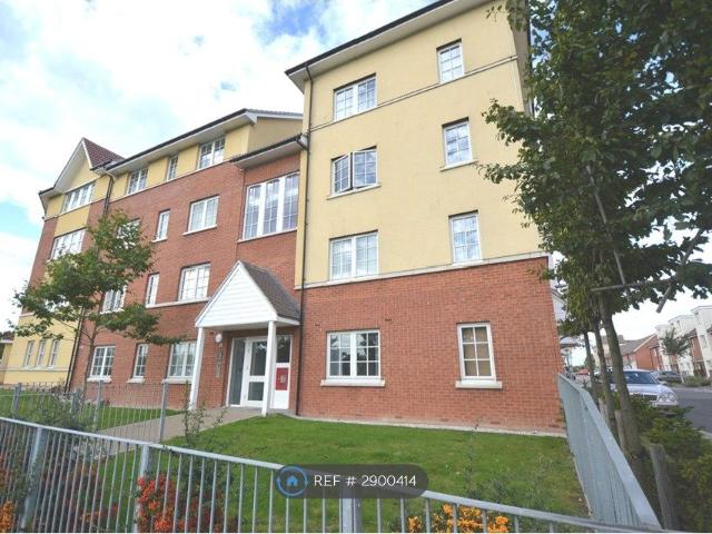 Gainsborough Close, Basildon SS14, 2 bed flat to rent, £1,500 pcm | PrimeLocation