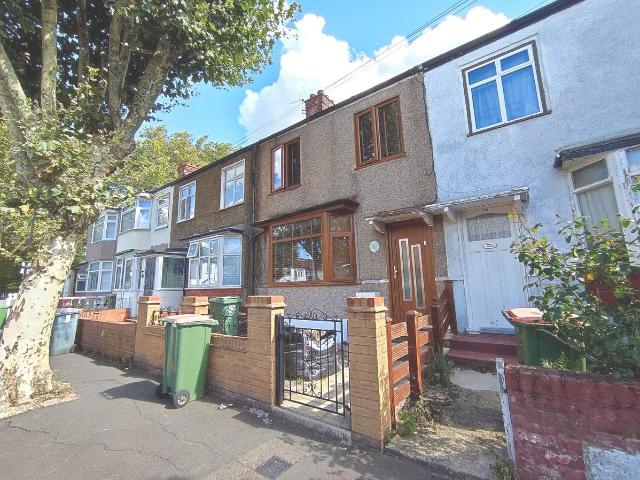 Gainsborough Avenue, Manor Park E12, 3 bed terraced house to rent, £2,100 pcm | PrimeLocation