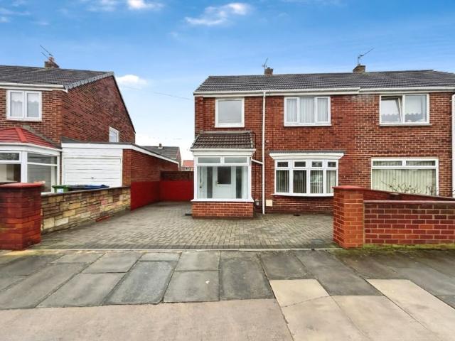 Gainsborough Avenue, South Shields NE34, 3 bed semi detached house to rent, £825 pcm | PrimeLocation