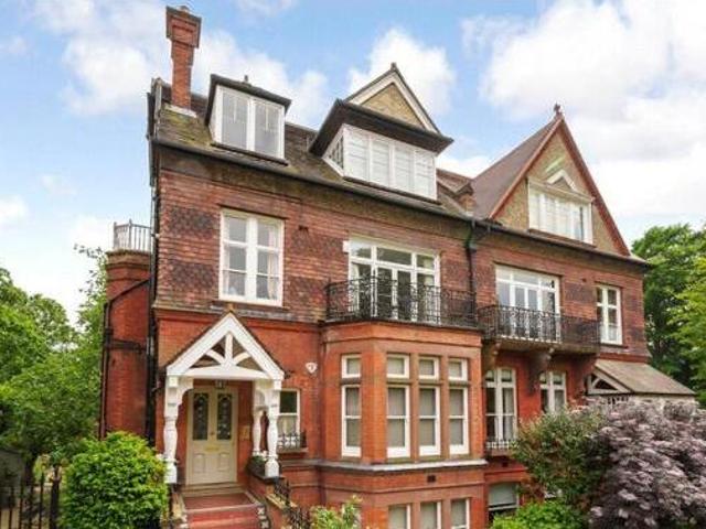 Gainsborough Gardens, London, 2 Bedroom Duplex