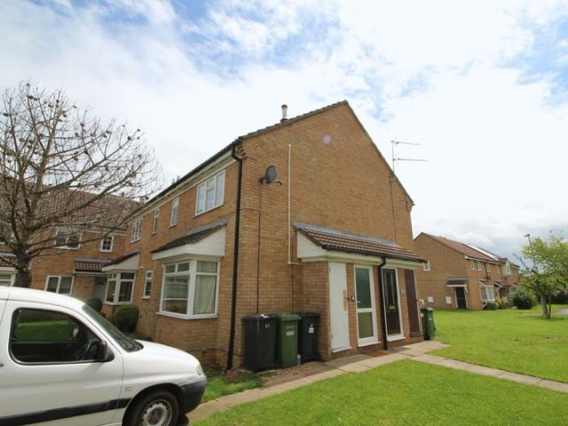 Gainsborough Drive, St. Ives, 1 bedroom, Terraced
