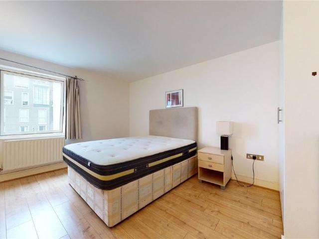 Gainsborough House, Cassilis Road E14, 1 bed flat to rent, £2,200 pcm | PrimeLocation