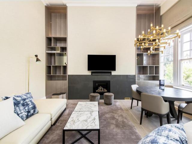 Gainsborough House, Mount Vernon. 2 bed flat to rent £6,933 pcm £1,600 pw