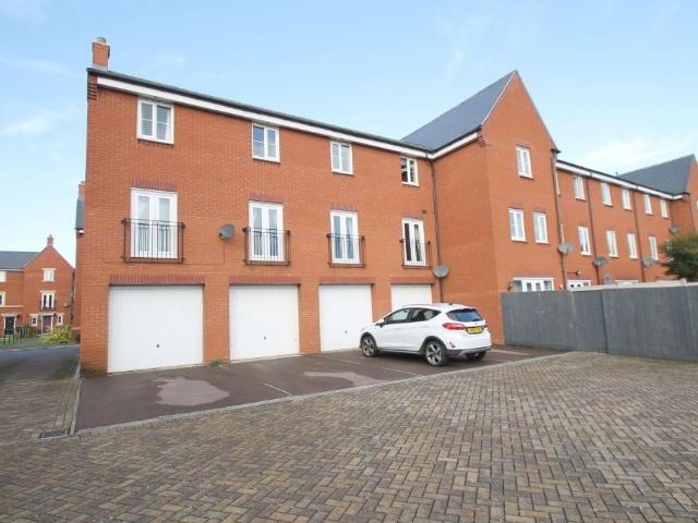 Gainsborough Road, Walton Cardiff, Tewkesbury GL20, 3 bed terraced house to rent, £1,100 pcm | PrimeLocation