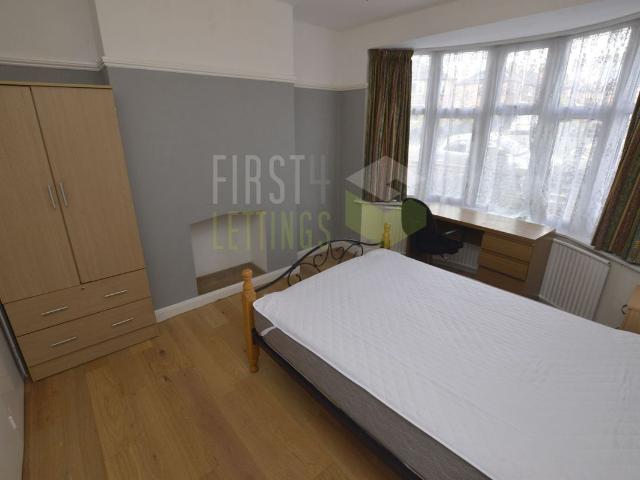 Gainsborough Road, Clarendon Park LE2, 4 bed shared accommodation to rent, £455 pcm | PrimeLocation