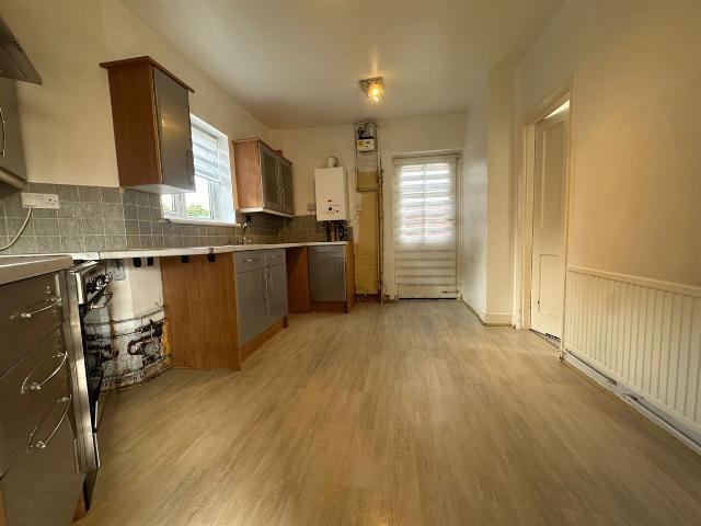 Gainsborough Road, Dagenham RM8, 3 bed terraced house to rent, £2,300 pcm | PrimeLocation