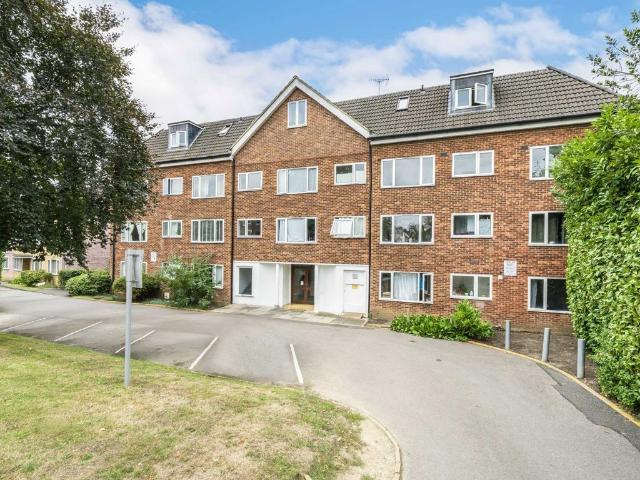 Gainsborough Road, Finchley N12, Studio to rent, £1,250 pcm | PrimeLocation