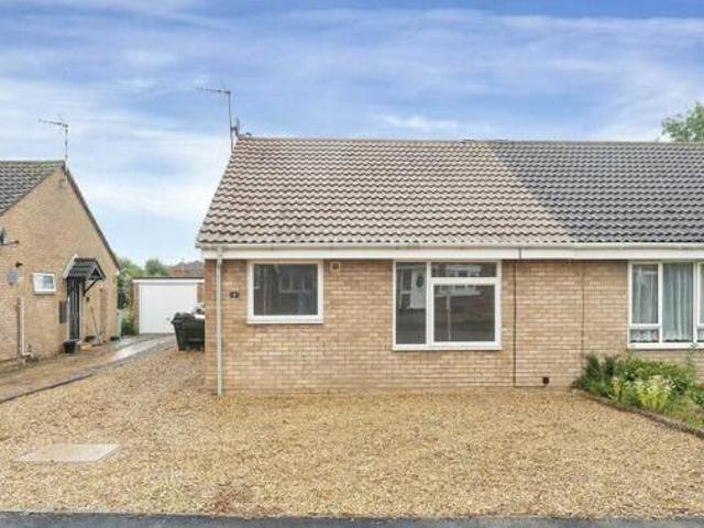 Gainsborough Road, Stamford, 2 Bedroom Semi detached