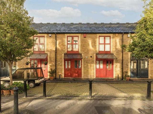 Gainsford Street, London SE1 2 bed house to rent £2,600 pcm £600 pw