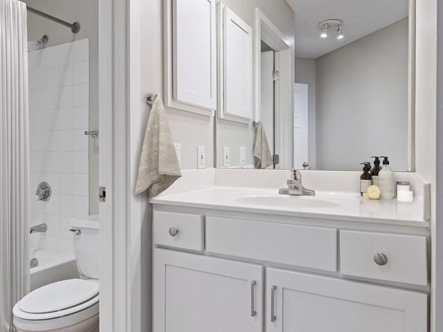 Galtier Towers 2 Bedroom Apartment for Rent at 172 6th St E, St. Paul, MN 55101 Downtown St. Paul