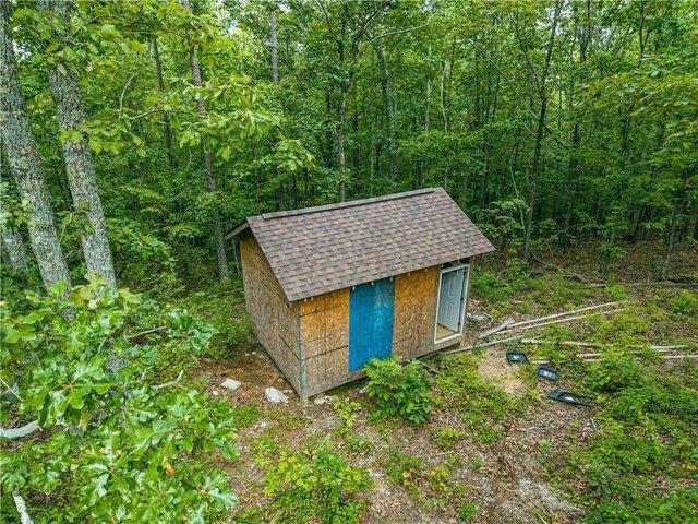 Galway Dr NE, Kingston, GA 30145