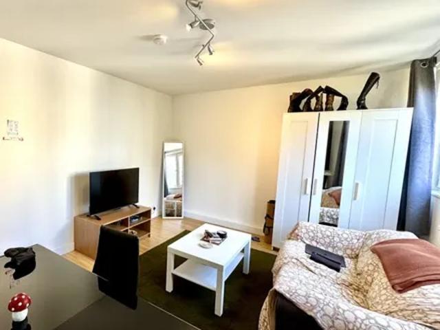 Galway Street, London, EC1V 3SL, United Kingdom | 3 bed apartment for rent #167691786 | Rentberry