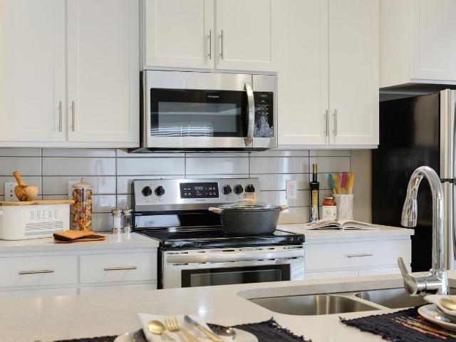 Galante at Parkside 2 Bedroom Apartment for Rent at 15283 Galante Ln, Apple Valley, MN 55124