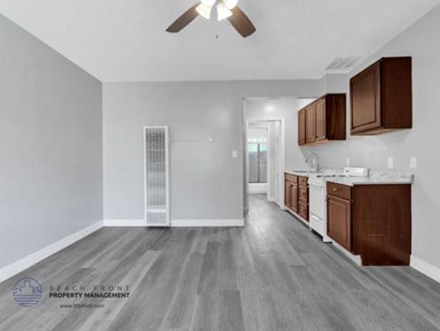Gale Apartments 1 Bed 1 Bath 12306 Gale Ave