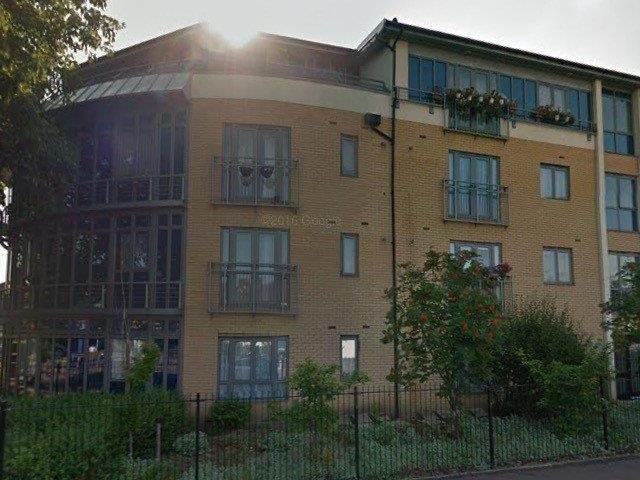 Gale Street, Dagenham RM9, 2 bed flat to rent, £1,550 pcm | PrimeLocation