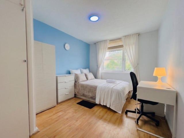 Gale Street, London E3, Room to rent, £720 pcm | PrimeLocation