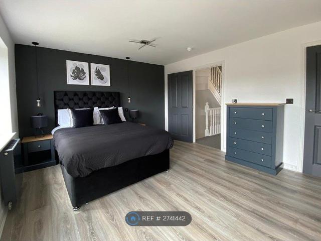 Galingale View, Newcastle Under Lyme / Keele ST5, Room to rent, £639 pcm | PrimeLocation